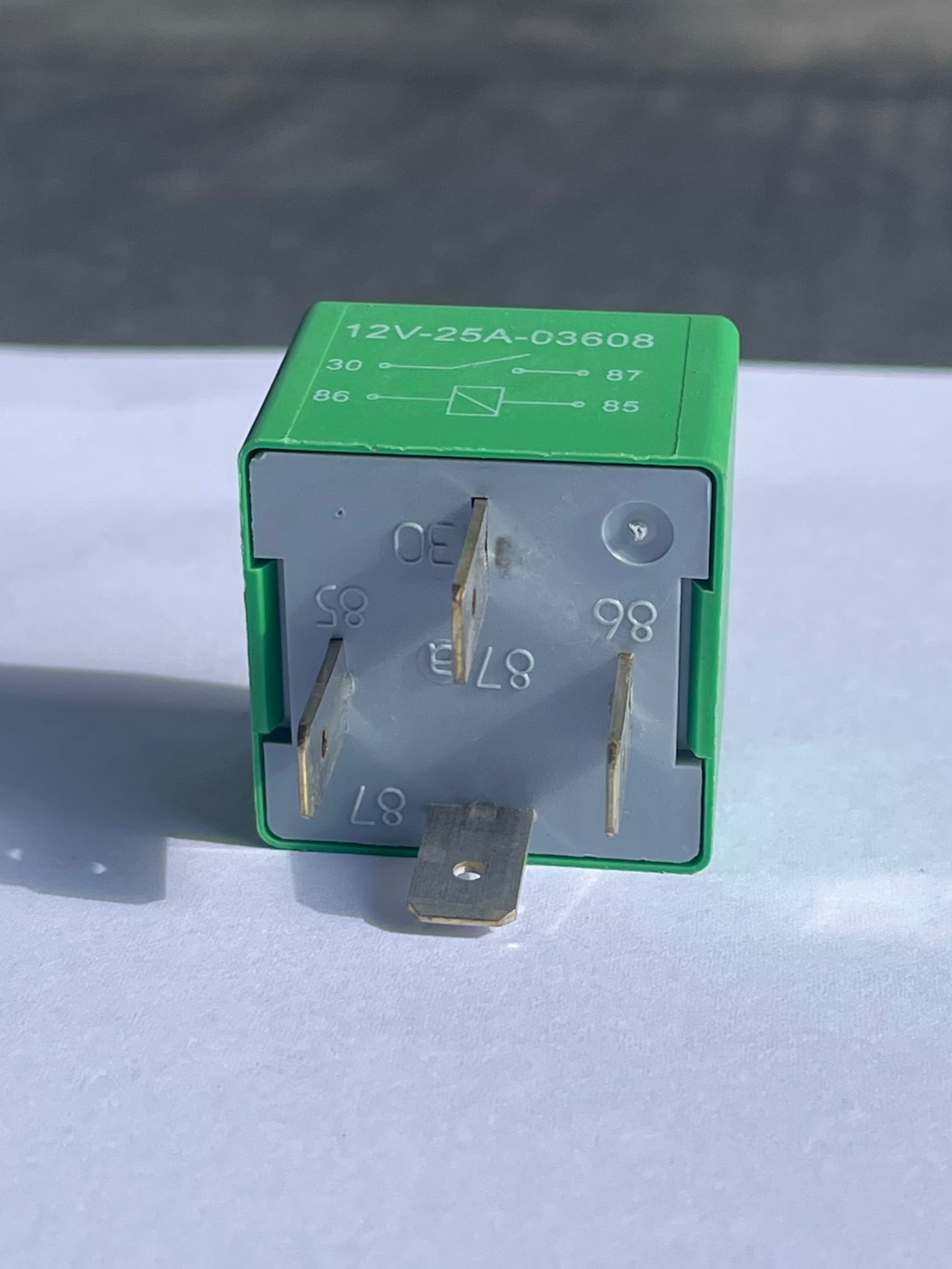 JOHNSON Relay 12V-25A-03608 Relay 12V-25A-03608